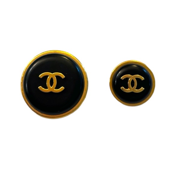CHANEL | Jewelry | Chanel Gold Metal Black Enamel Cc Logo Buttons 2 ...